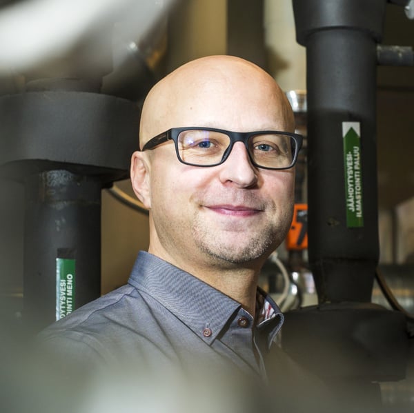 Jani Savolainen Palvelupäällikkö Landt